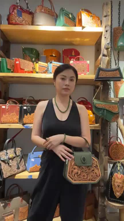 特别之夜包 - cacawu Video | Livebuy